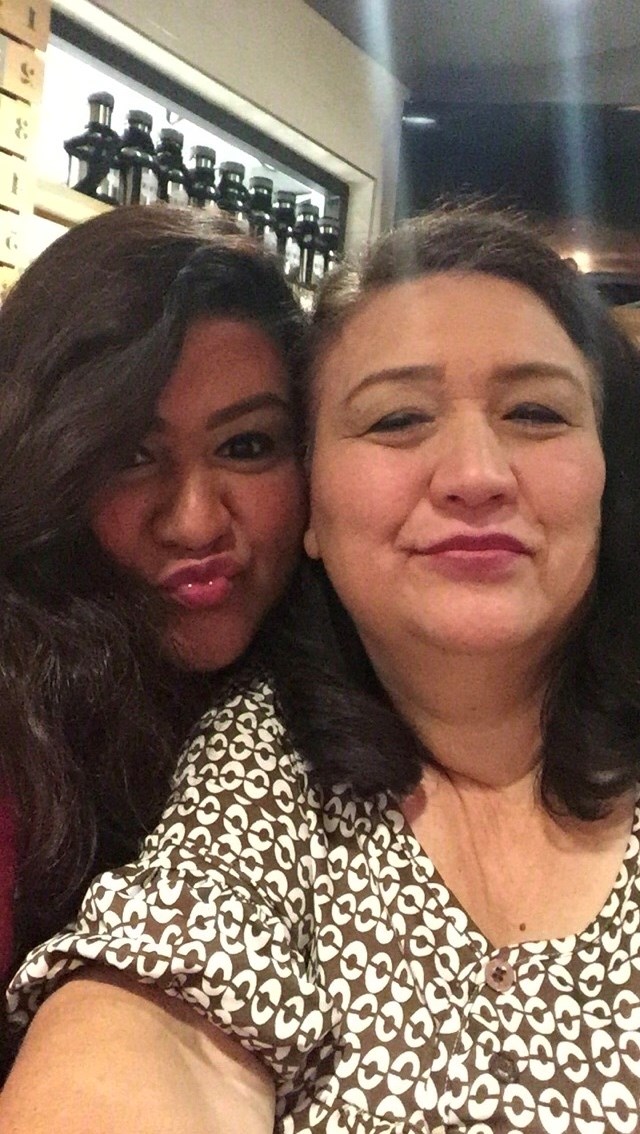 Reina Torress Instagram Twitter And Facebook On Idcrawl