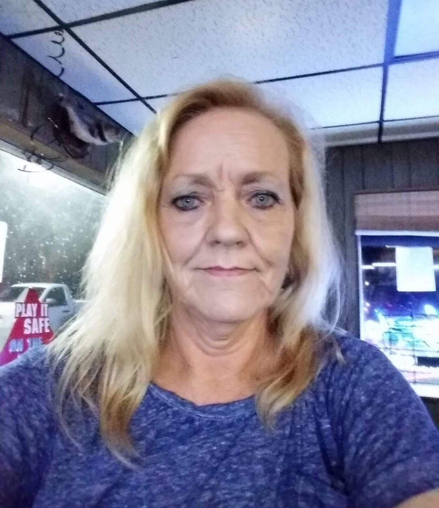 Arlene Hall's Instagram, Twitter & Facebook on IDCrawl