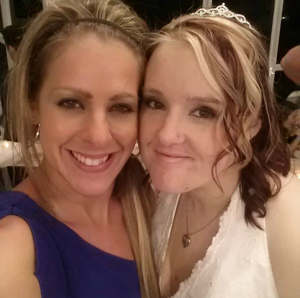 Melissa Hoffman's Instagram, Twitter & Facebook on IDCrawl