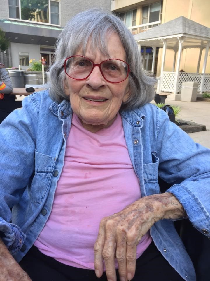 Helen Simpson Obituary - Silver Spring, MD