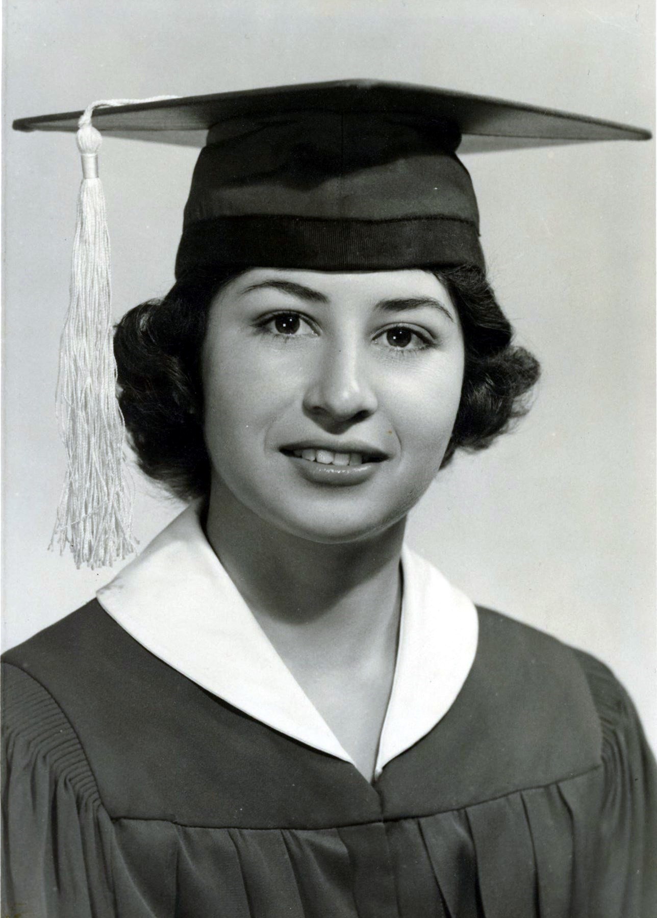 Mary Fuentes Obituary - Bakersfield, CA