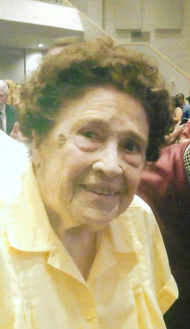 Maxine Emma Matthews Obituary - Fresno, CA