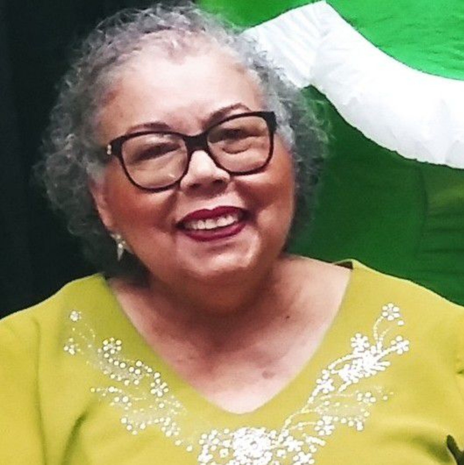 Ivette Quinones's Instagram, Twitter & Facebook on IDCrawl