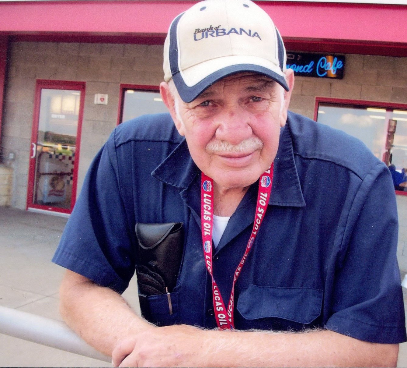 Roger E. Bratton Obituary - Kansas City, MO