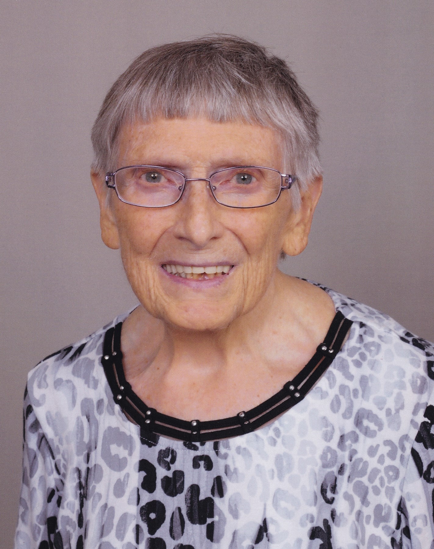 Betsy Untiedt Obituary - Davenport, IA