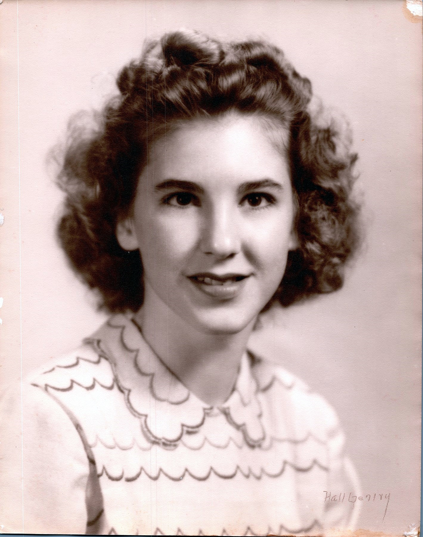 Sadie Phillips's Instagram, Twitter & Facebook on IDCrawl