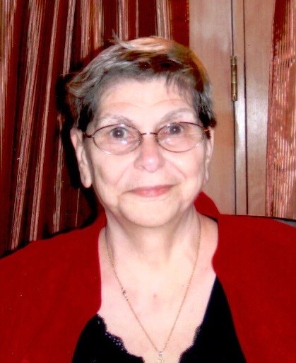 Lorraine Nault's Instagram, Twitter & Facebook on IDCrawl