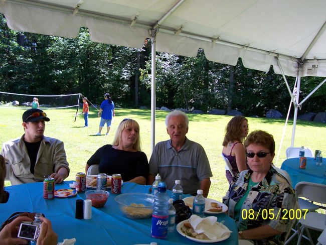 Julia Dunning's Instagram, Twitter & Facebook on IDCrawl