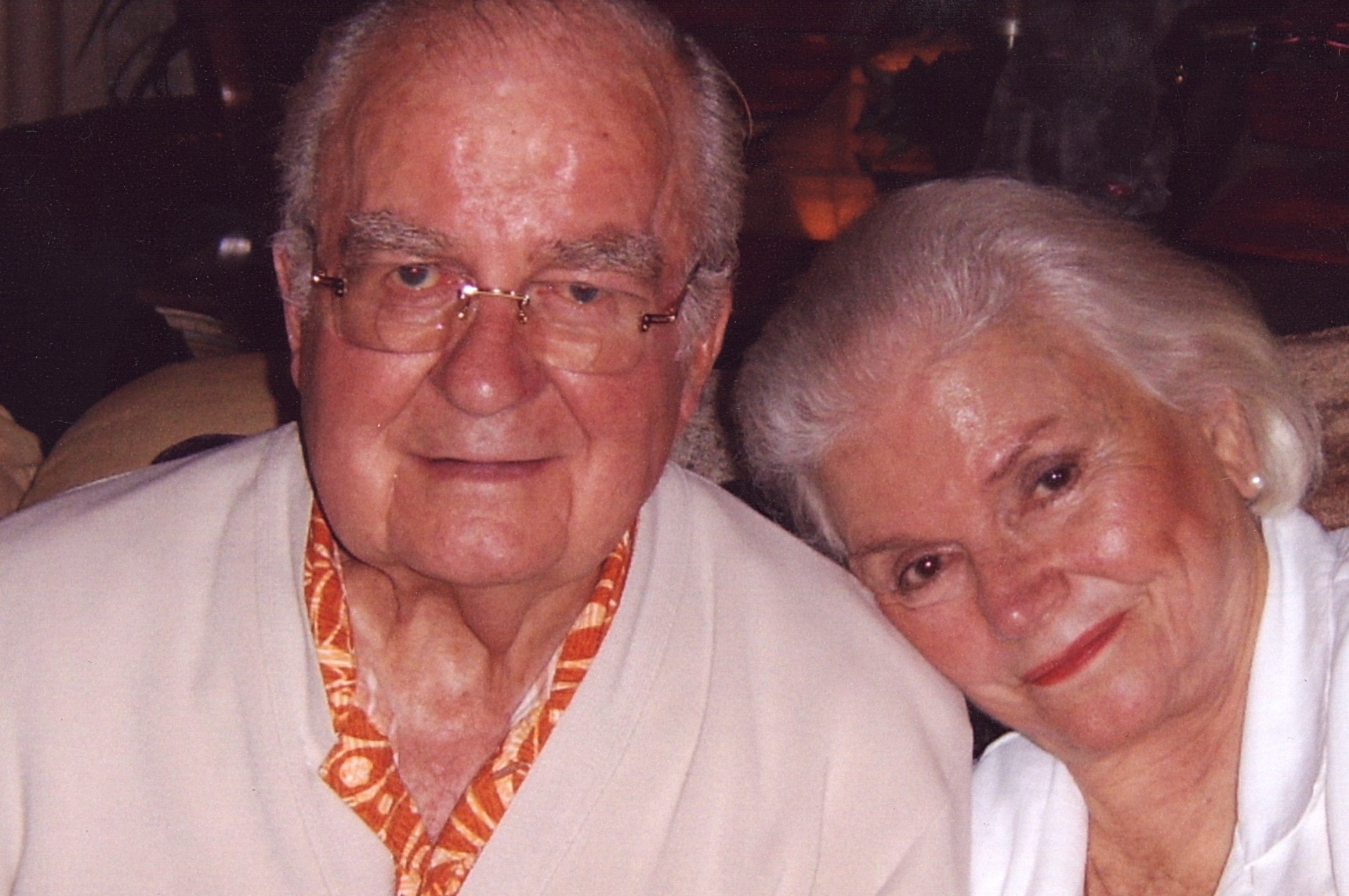 Elizabeth Mackin's Instagram, Twitter & Facebook on IDCrawl