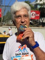 Encuentre obituarios y servicios funerarios