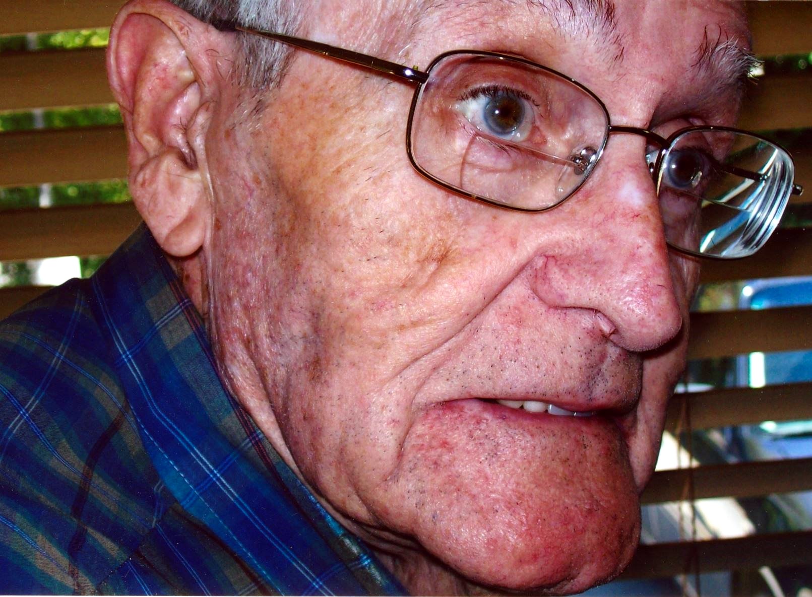 Robert Powell Obituary 2024 - Shara Delphine Robert Powell Obituary 2024 - Shara Delphine