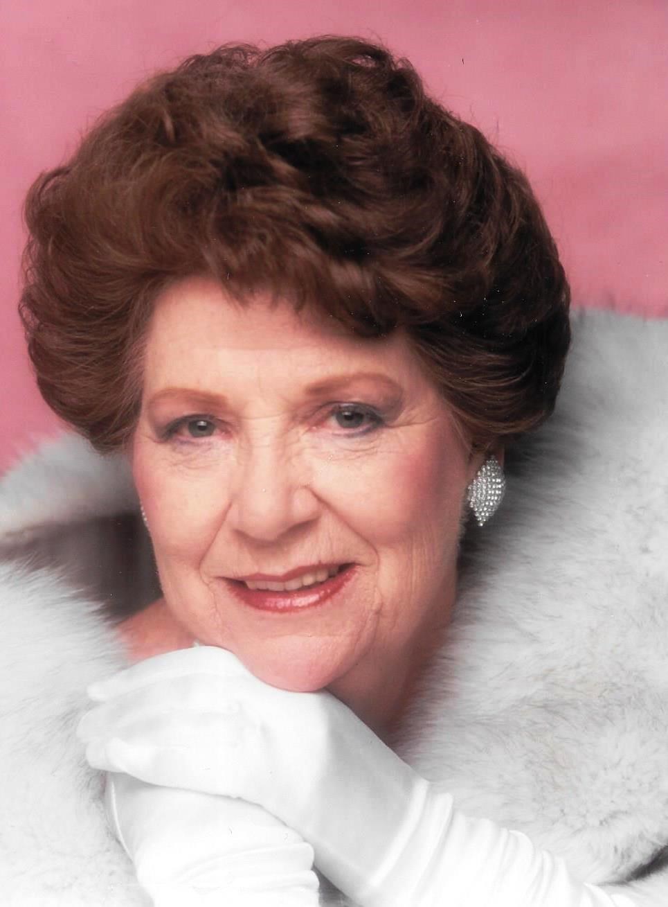 Helen Hammond's Instagram, Twitter & Facebook on IDCrawl