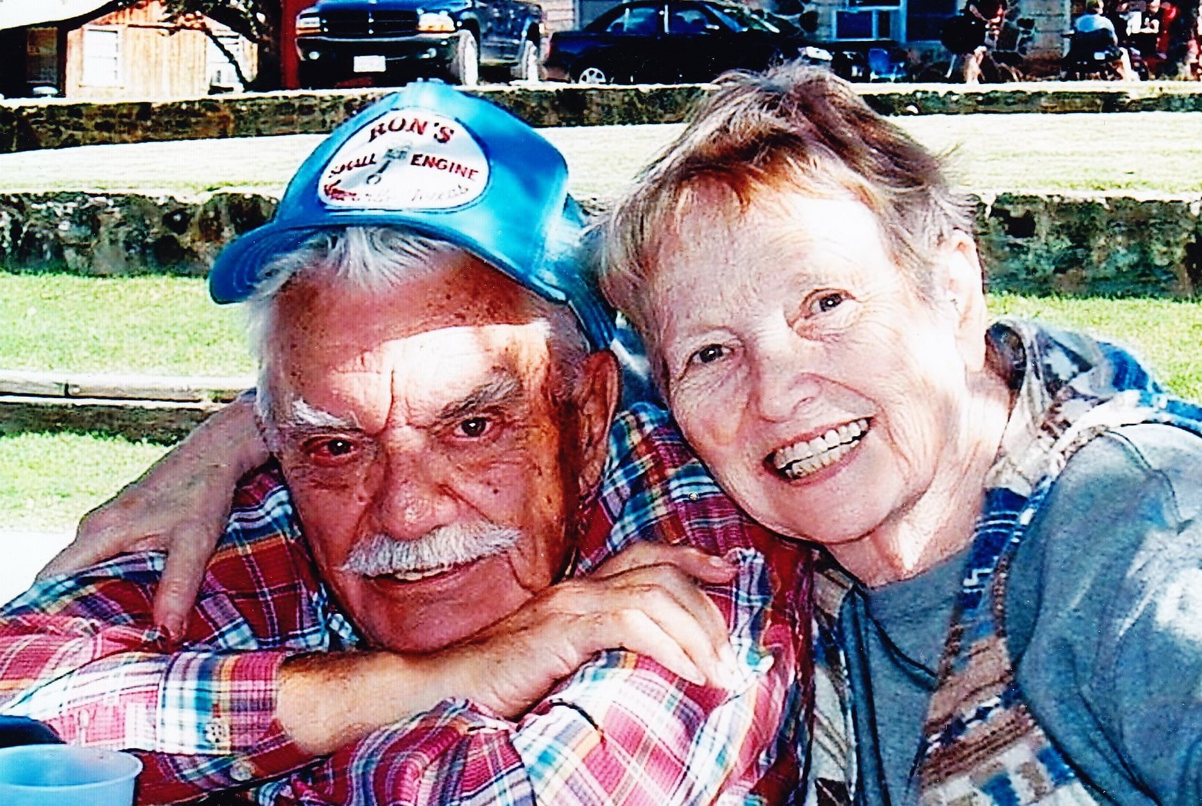 Robert Wachholz's Instagram, Twitter & Facebook on IDCrawl