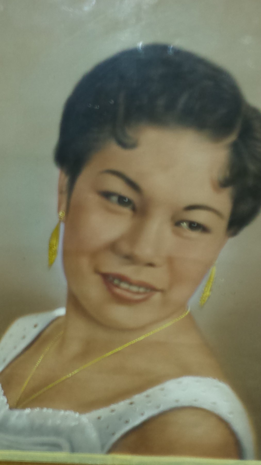 Helen Burger's Instagram, Twitter & Facebook on IDCrawl