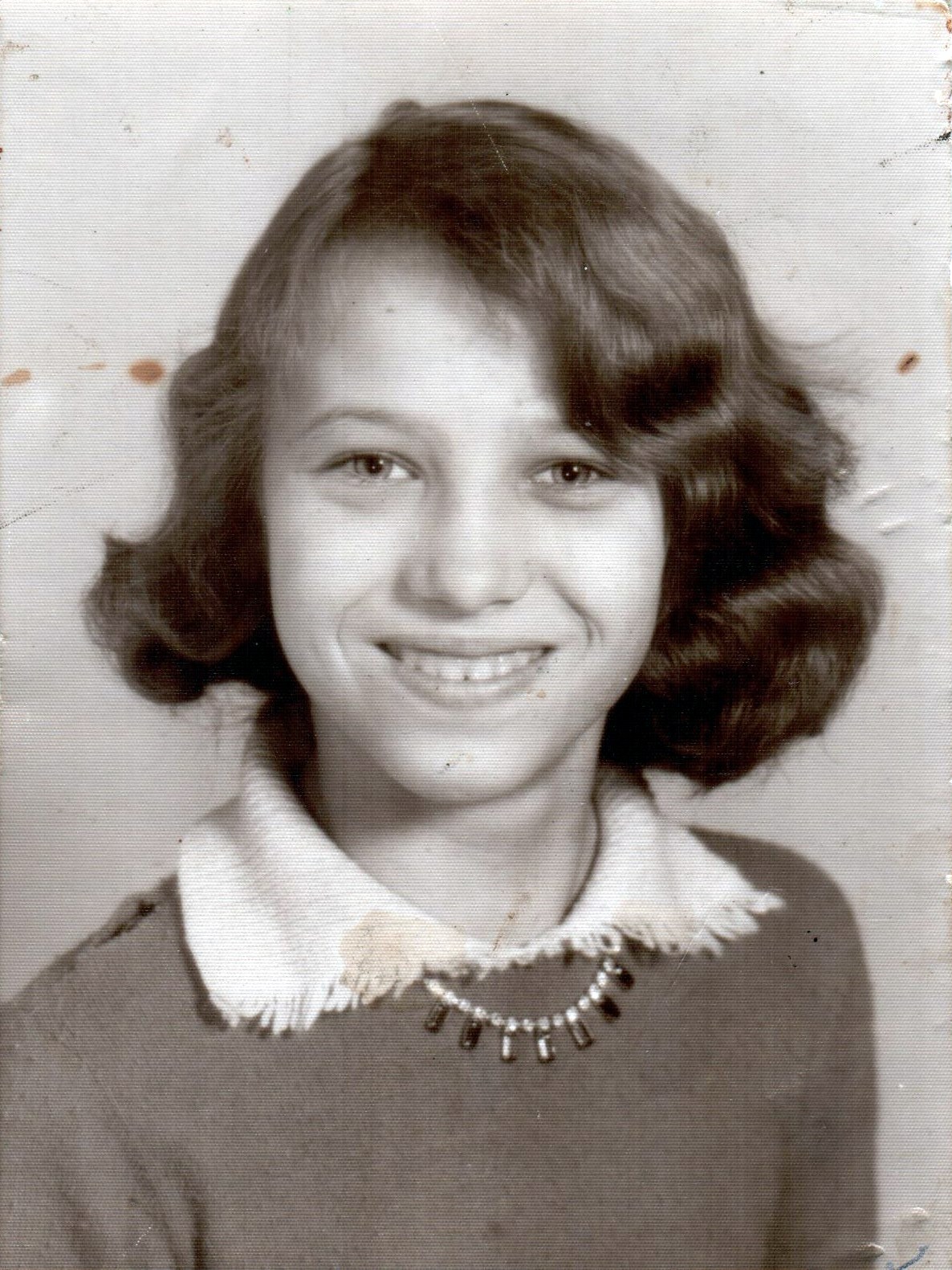 Sharon Holt's Instagram, Twitter & Facebook on IDCrawl