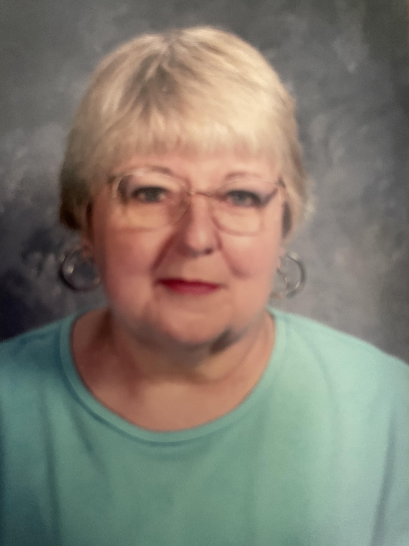 Emma Boone's Instagram, Twitter & Facebook on IDCrawl