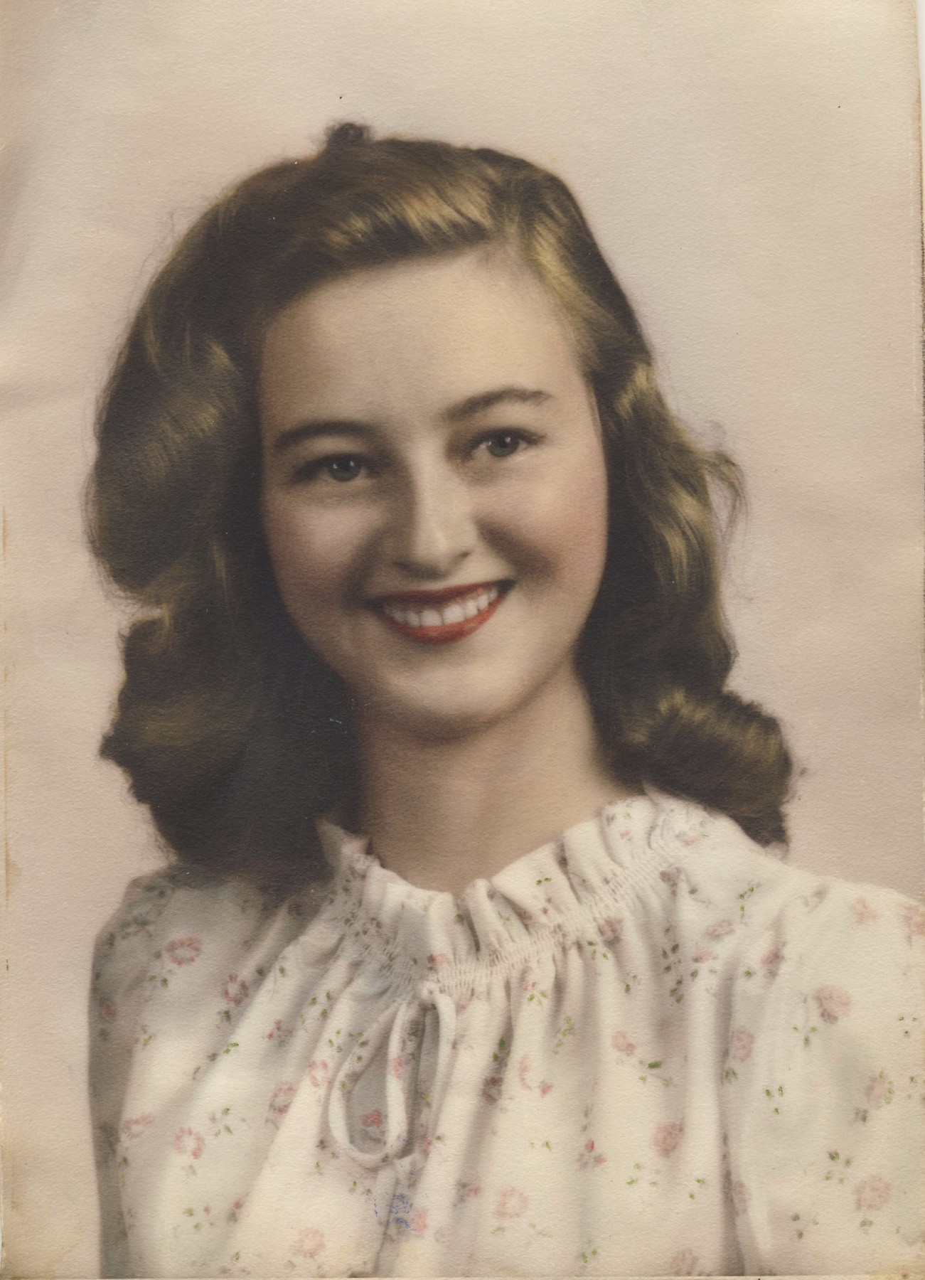 Madeline Roy's Instagram, Twitter & Facebook on IDCrawl