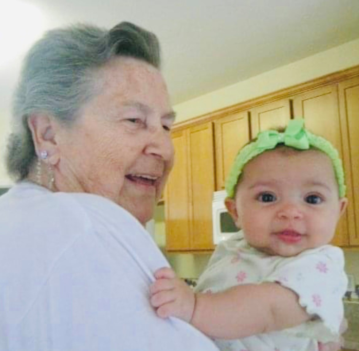 Sarah Brice's Instagram, Twitter & Facebook on IDCrawl