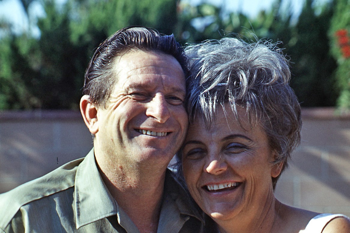 Ellen Renee's Instagram, Twitter & Facebook on IDCrawl