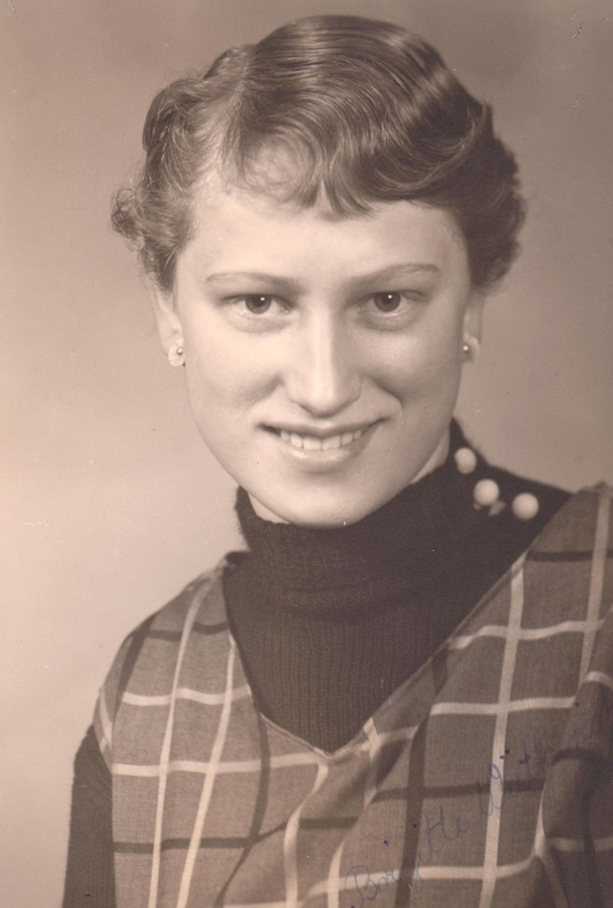 Brigitte Gross's Instagram, Twitter & Facebook on IDCrawl