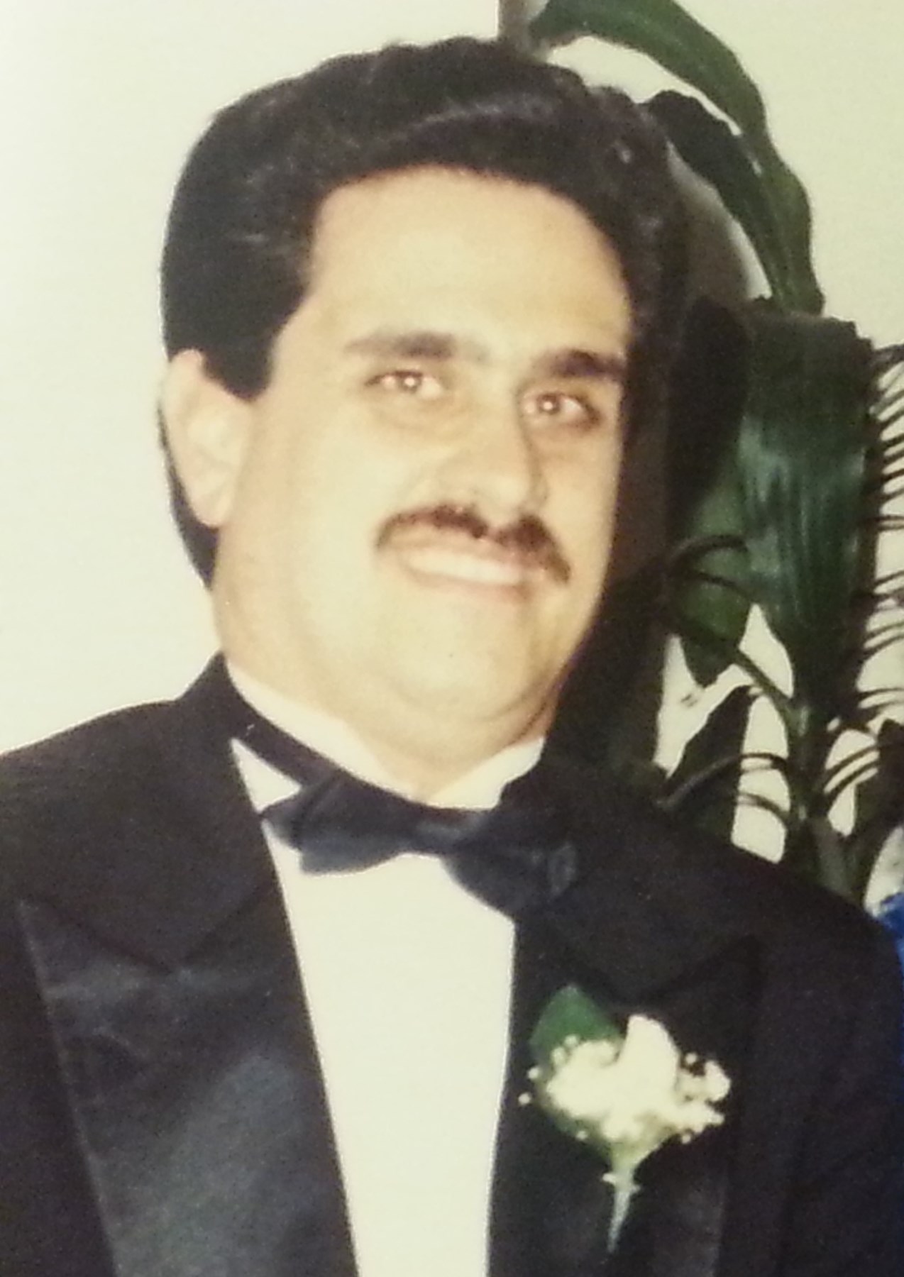 Oscar Angel's Instagram, Twitter & Facebook on IDCrawl