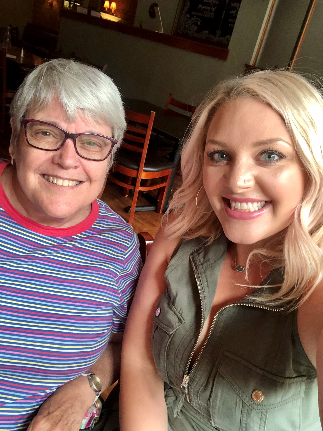 Sheila Reynolds's Instagram, Twitter & Facebook on IDCrawl