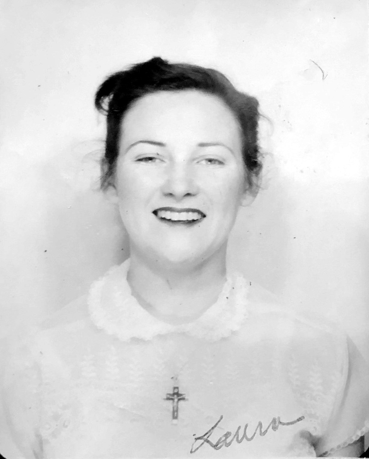 Laura Stephenson's Instagram, Twitter & Facebook on IDCrawl