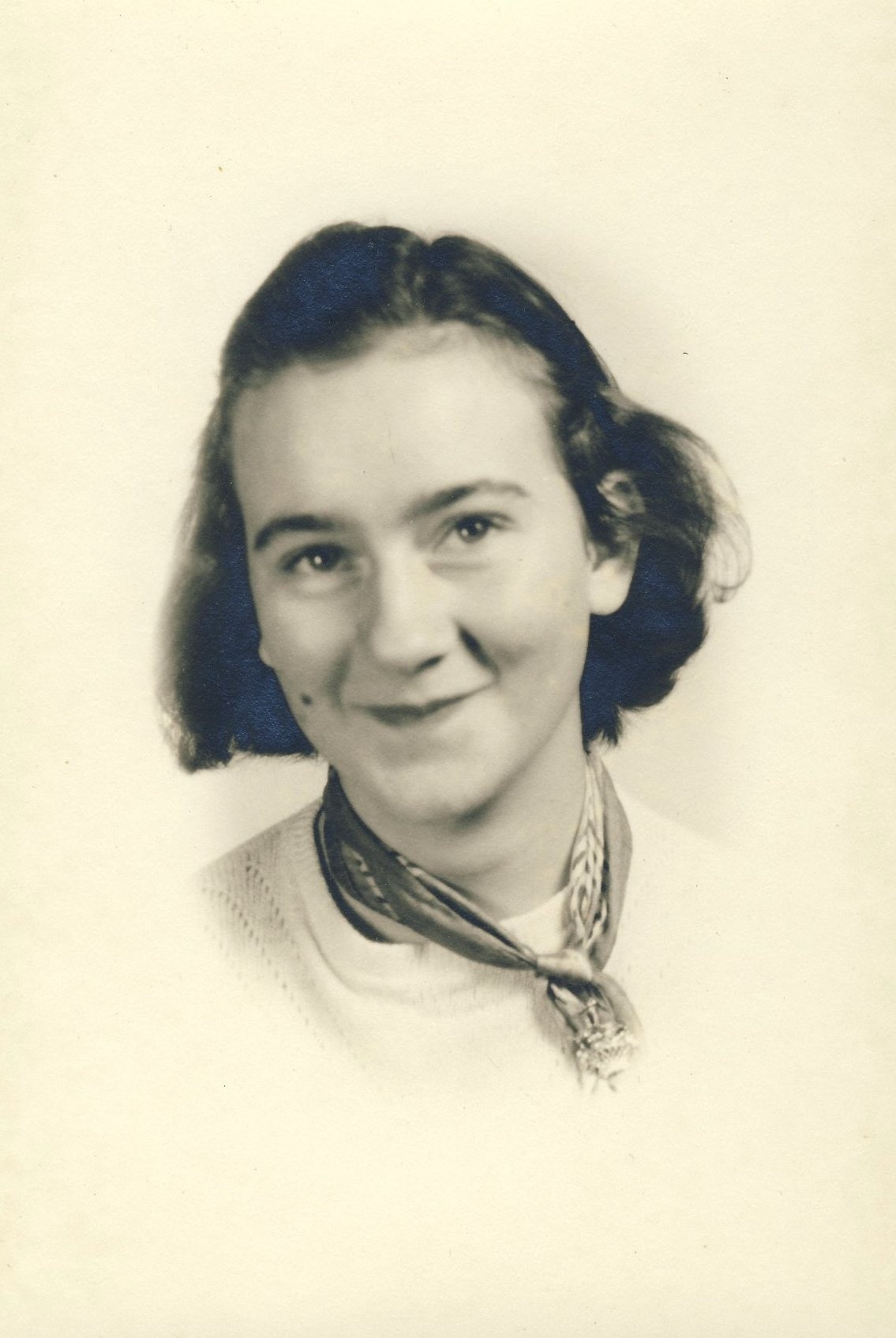 Laura Hartsock's Instagram, Twitter & Facebook on IDCrawl