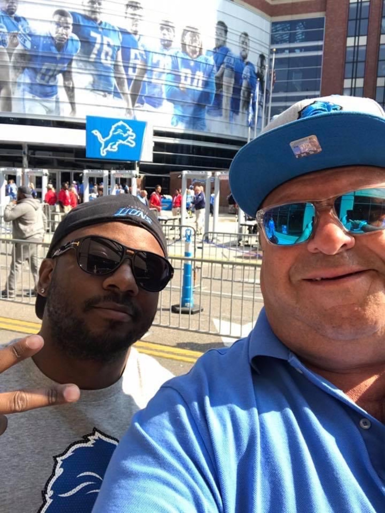 Christina Coates's Instagram, Twitter & Facebook on IDCrawl