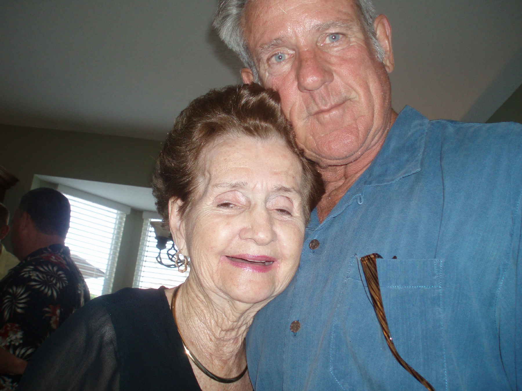 Jason Mincey's Instagram, Twitter & Facebook on IDCrawl