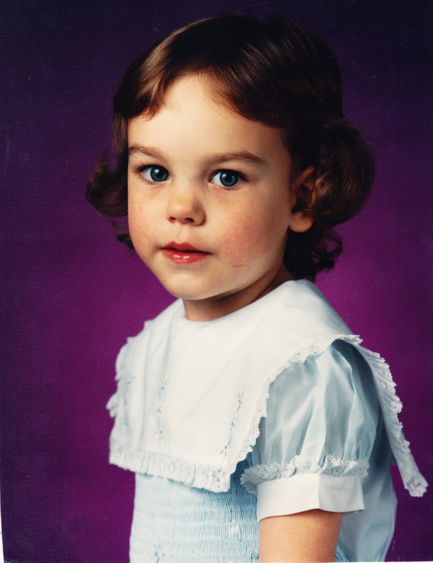 Suzanne Calhoun's Instagram, Twitter & Facebook on IDCrawl