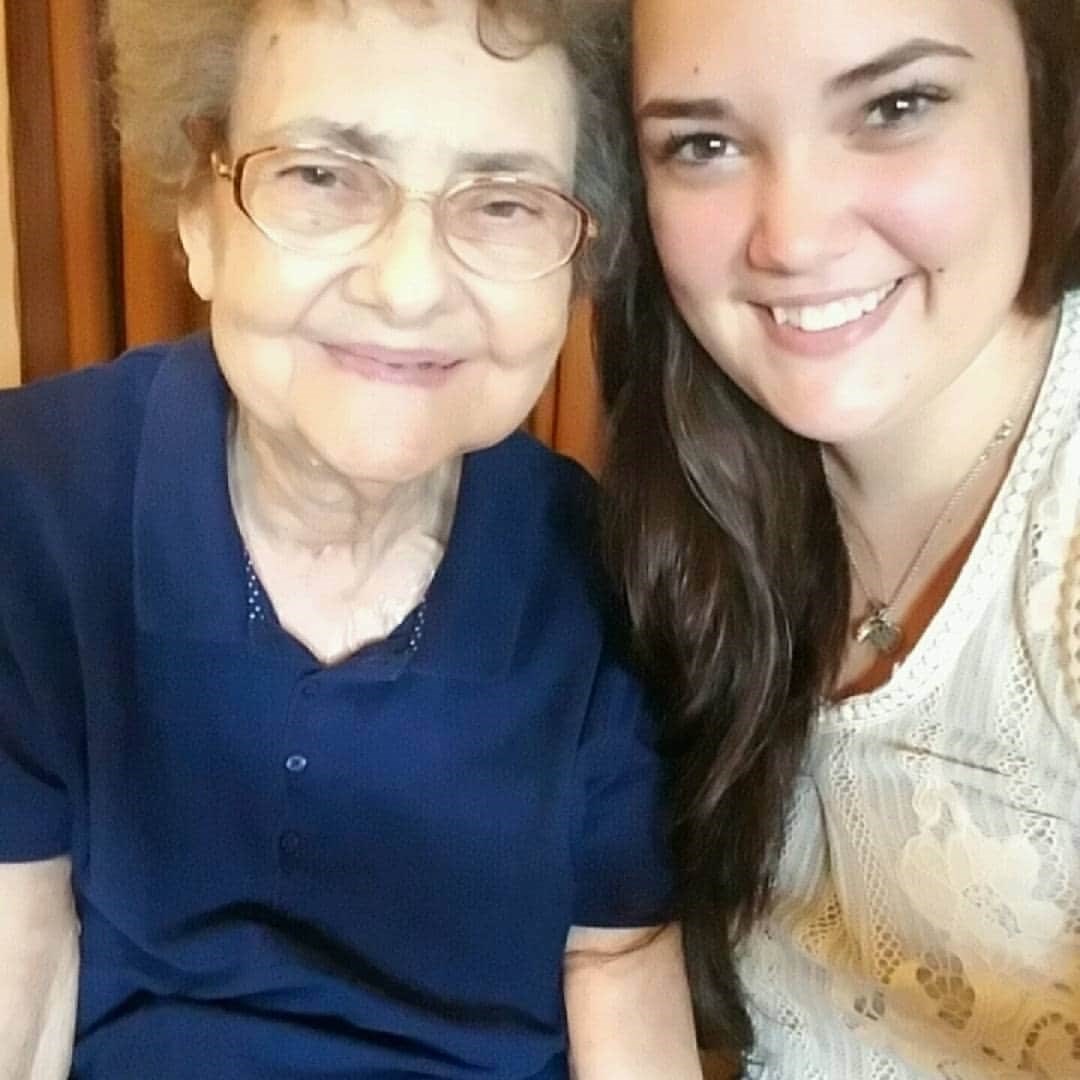 Jeanette Angel's Instagram, Twitter & Facebook on IDCrawl