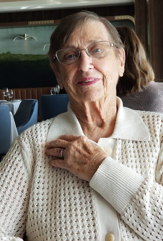 Mary Perry Obituary - Richfield, MN