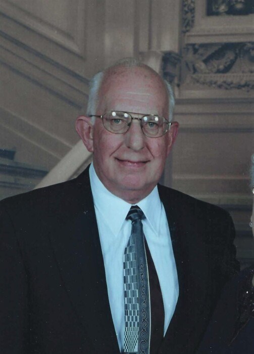 EDMUND HOLLO Obituary - Middleburg Heights, OH