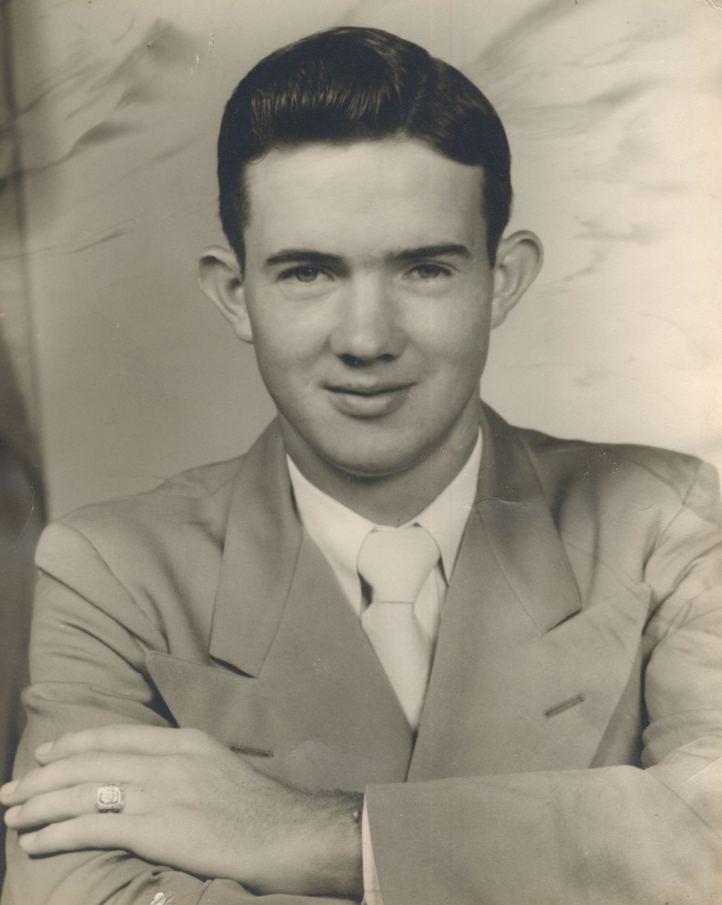 Carl Cross's Instagram, Twitter & Facebook on IDCrawl