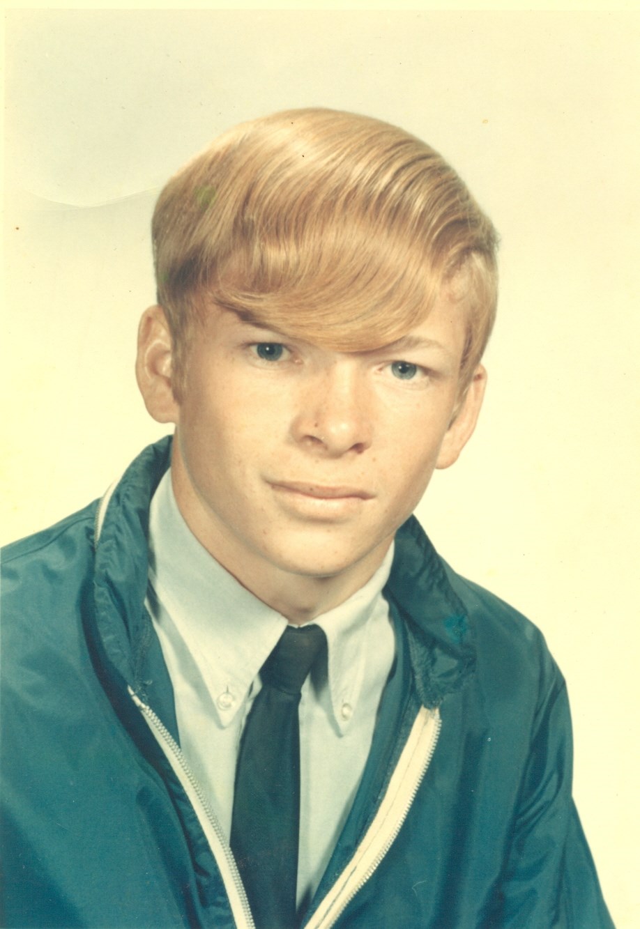 Charles Hewett's Instagram, Twitter & Facebook on IDCrawl