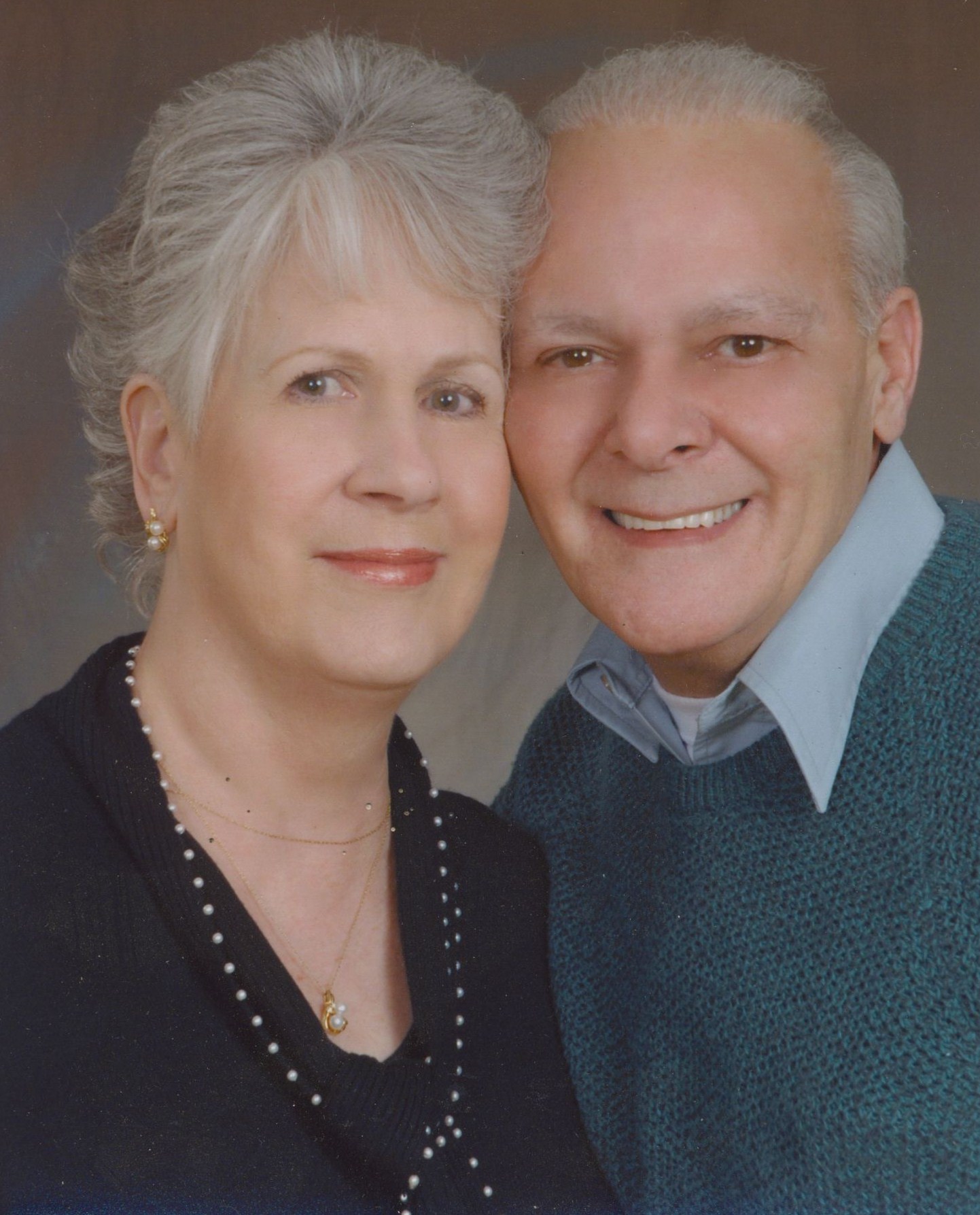 Ronda Wilcox's Instagram, Twitter & Facebook on IDCrawl