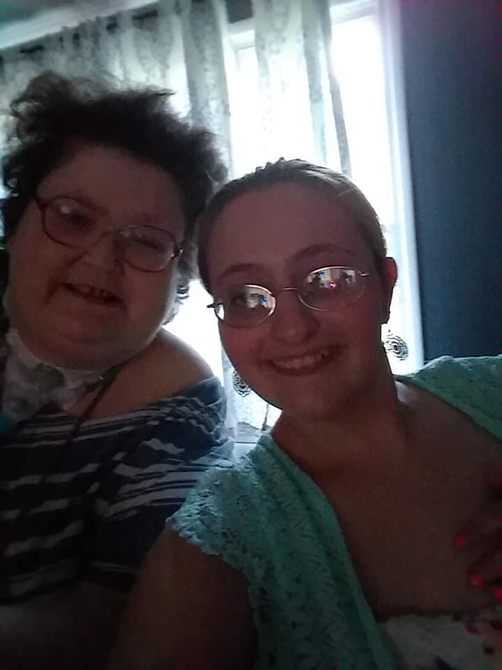 Denise Ames's Instagram, Twitter & Facebook on IDCrawl