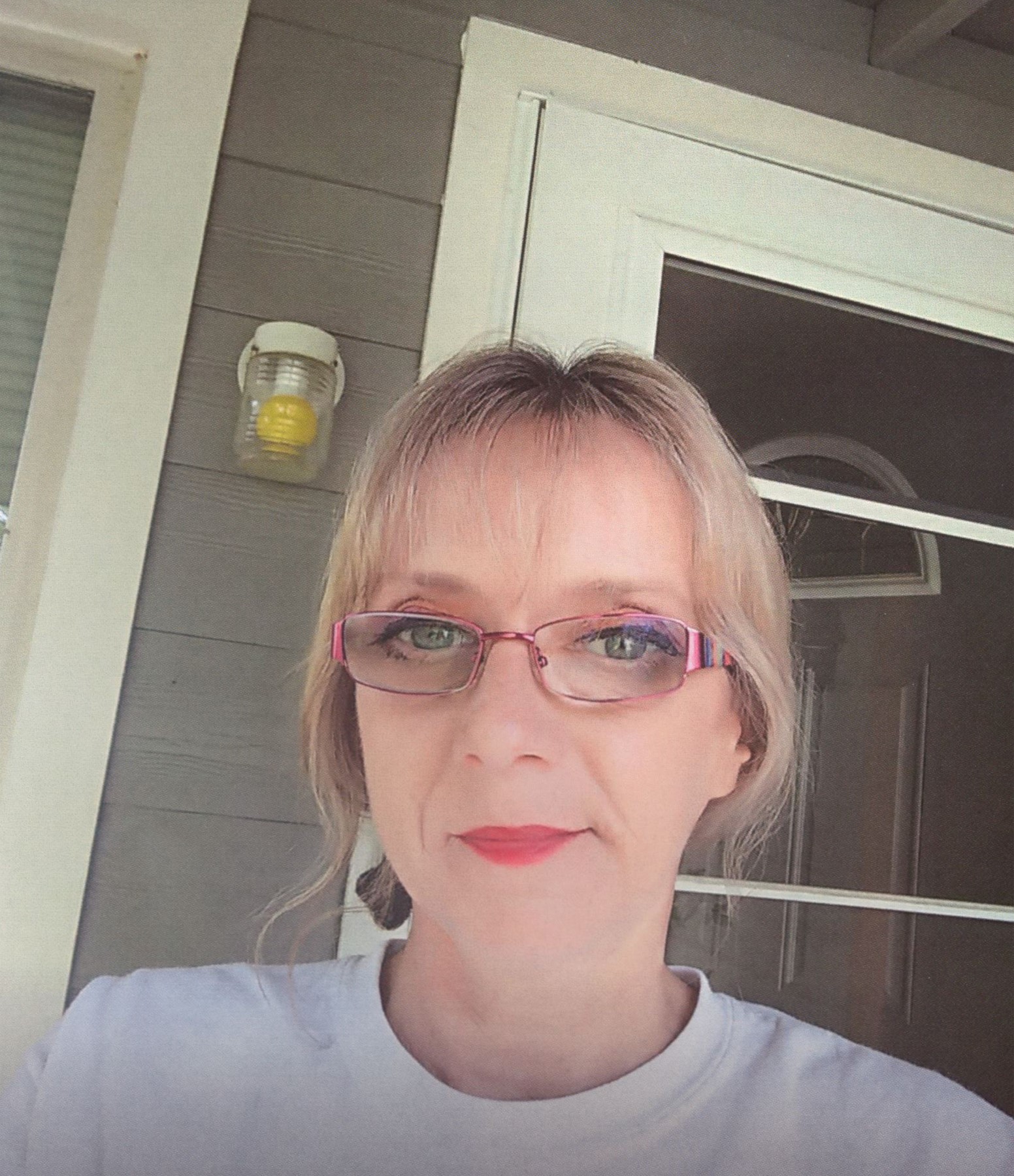 Lisa Nicholson's Instagram, Twitter & Facebook on IDCrawl