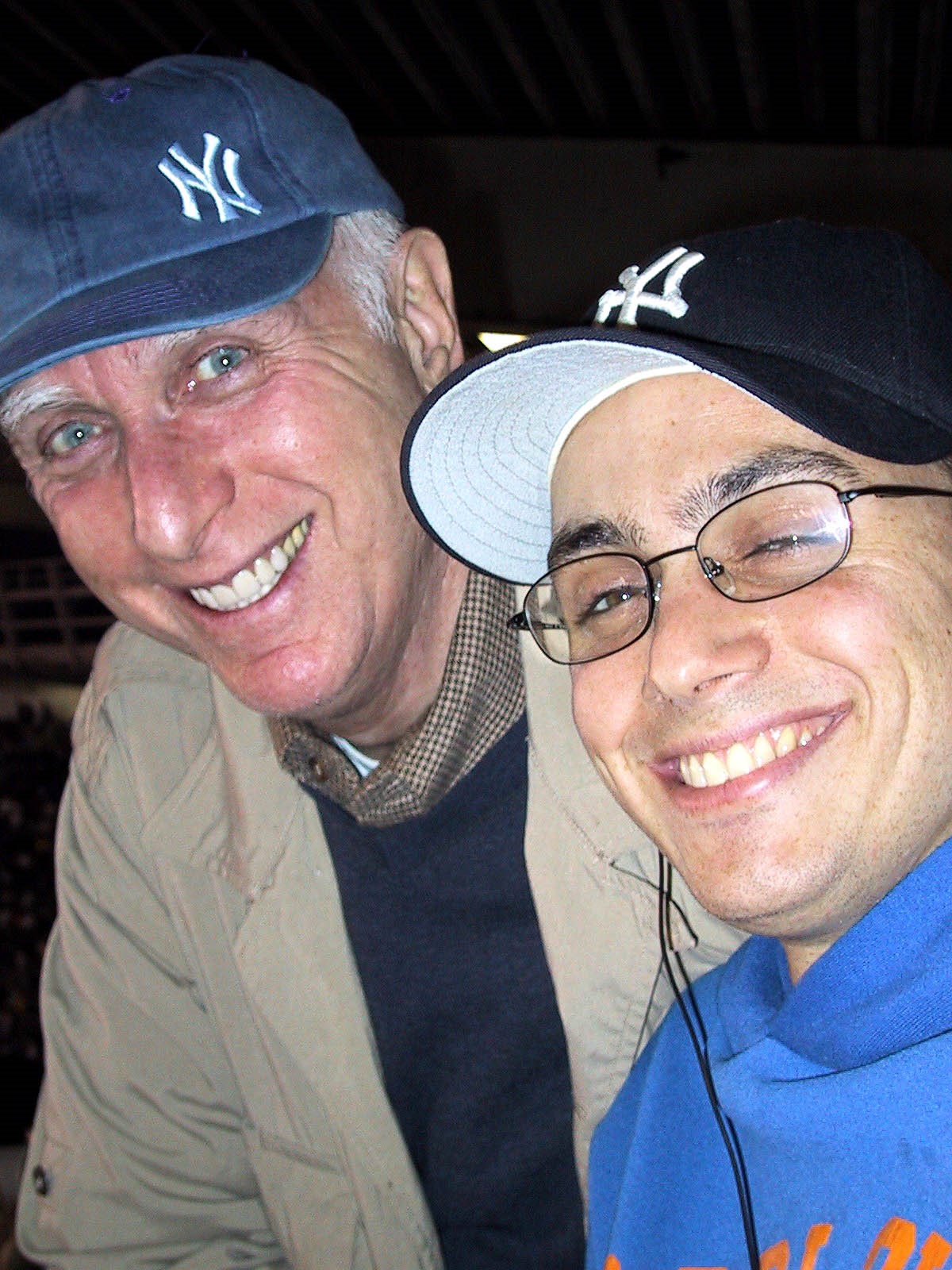 Alan Kahn's Instagram, Twitter & Facebook on IDCrawl