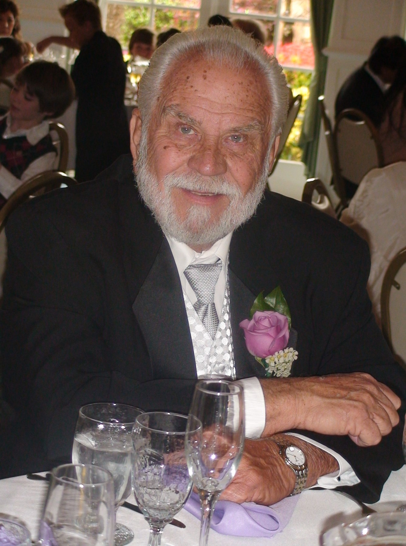 Eugene Howard Obituary - Bloomington, CA