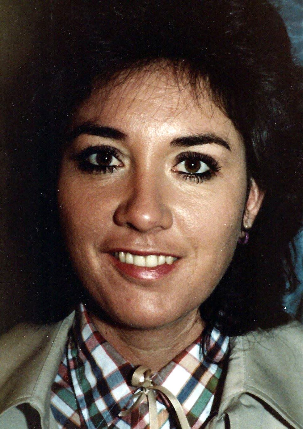 Robyn Harris Actress