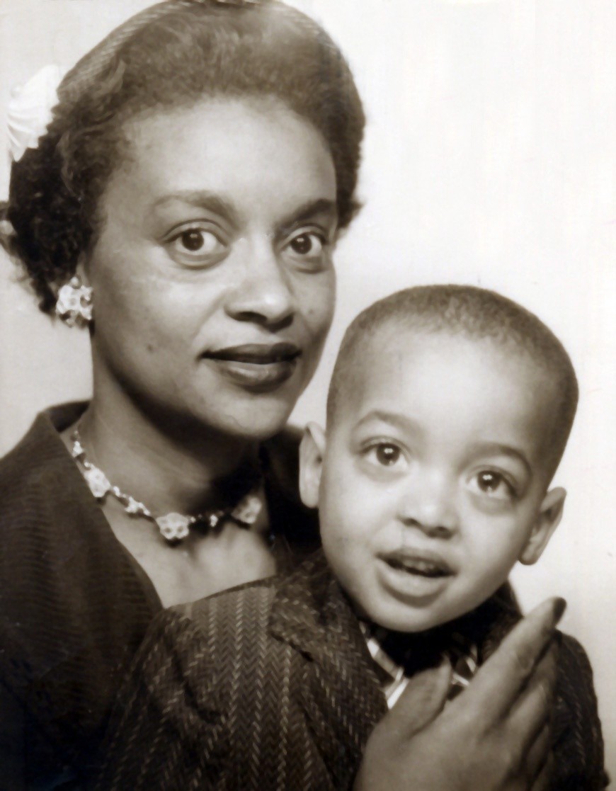 Daphne Gates's Instagram, Twitter & Facebook on IDCrawl