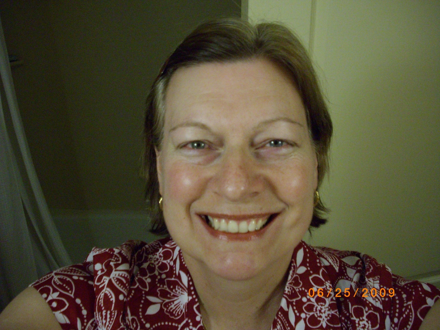 Beverly Mills's Instagram, Twitter & Facebook on IDCrawl