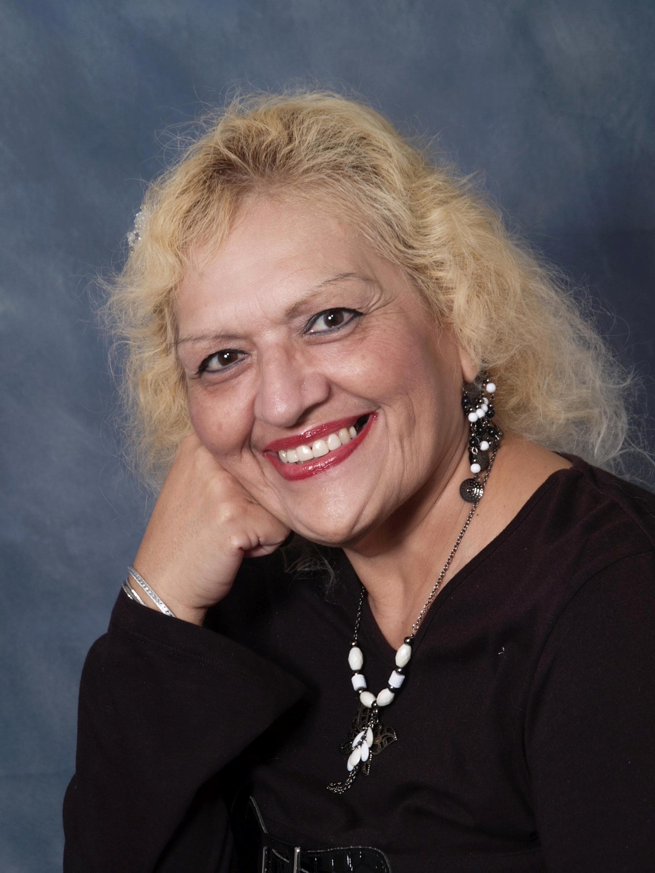 Gloria Castillo's Instagram, Twitter & Facebook on IDCrawl