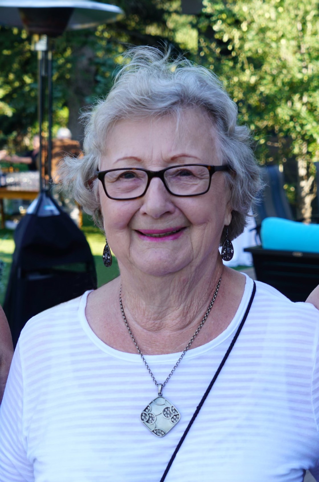 Lois McNichol Obituary - Calgary, AB