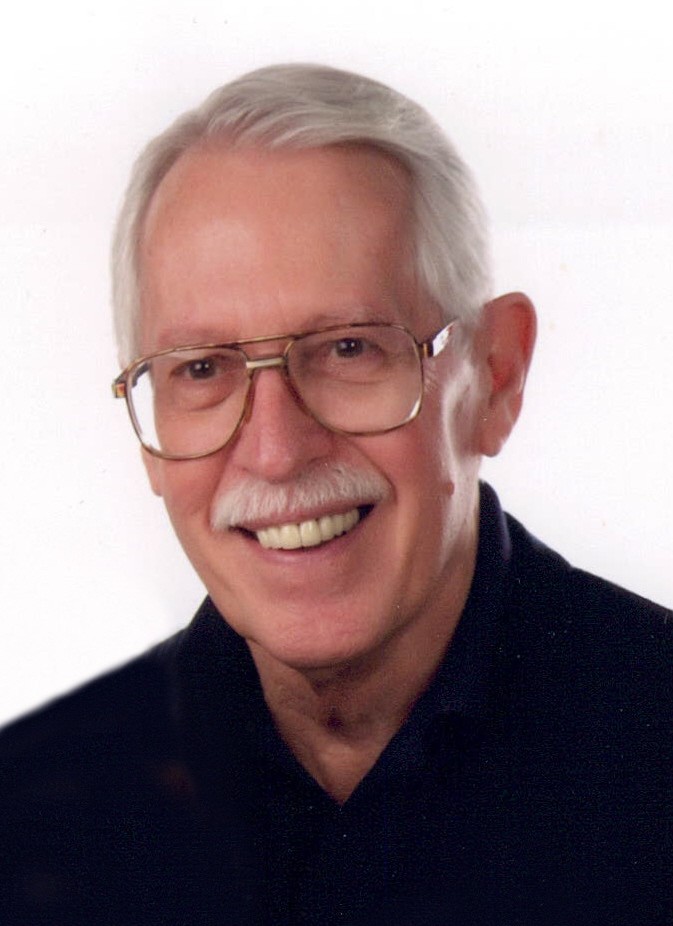 Robin Warden's Instagram, Twitter & Facebook on IDCrawl