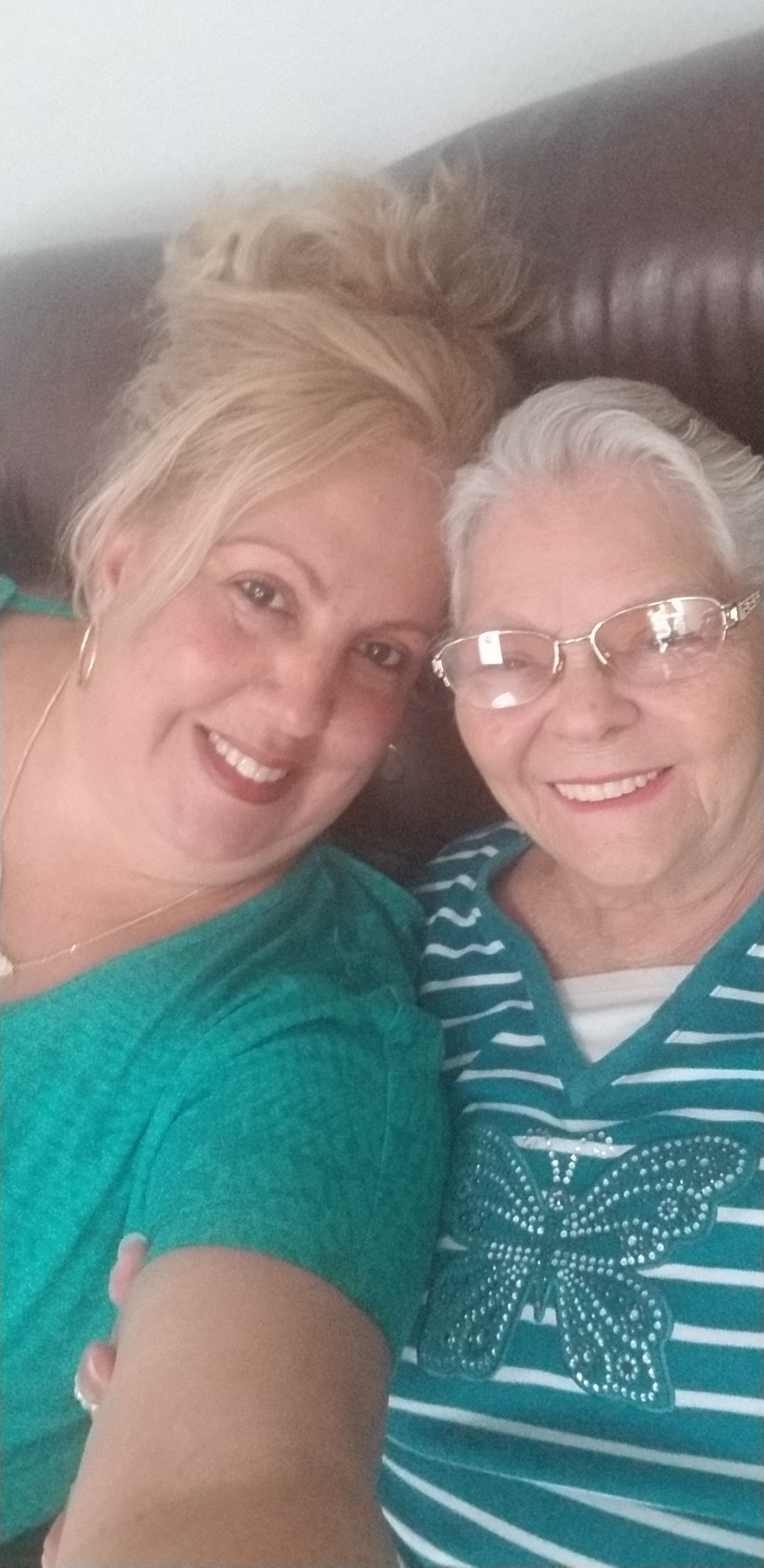 Luz Suarez's Instagram, Twitter & Facebook on IDCrawl