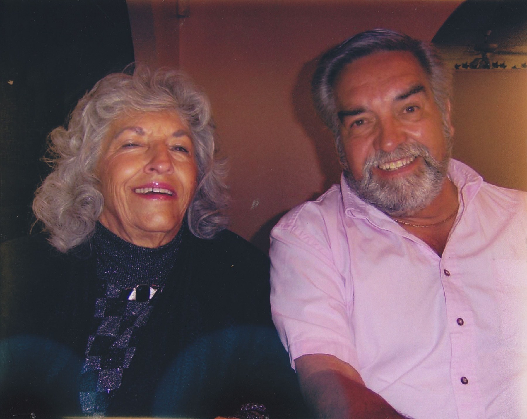 Efrain Burciaga's Instagram, Twitter & Facebook on IDCrawl