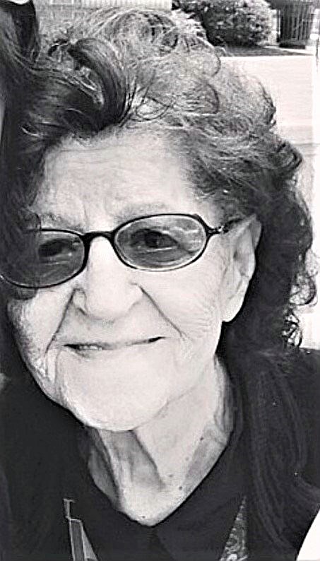 Helen Kyrou Obituary - Fort Wayne, IN